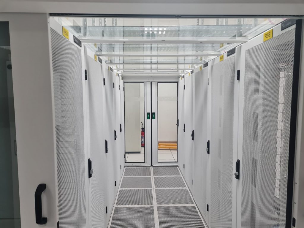 A project for deploying Nexpand cabinets and containments of Minkels ...